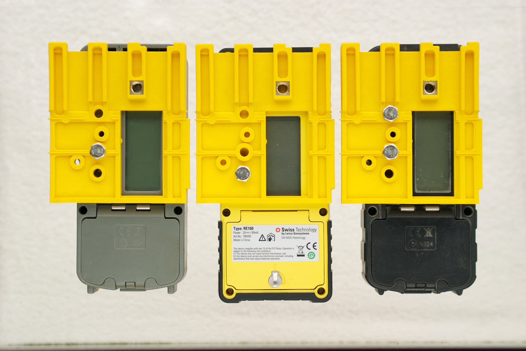 Z-FIX Fästplatta S/L/A inkl skruv – Nivator Instrument AB
